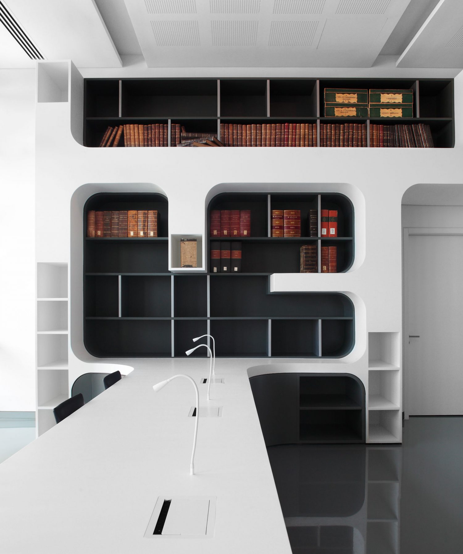 Alphabet Library – HOF ARCHITECTS