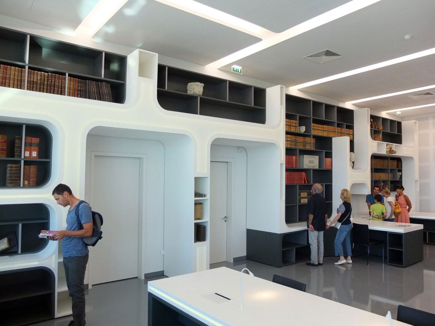 Alphabet Library – HOF ARCHITECTS